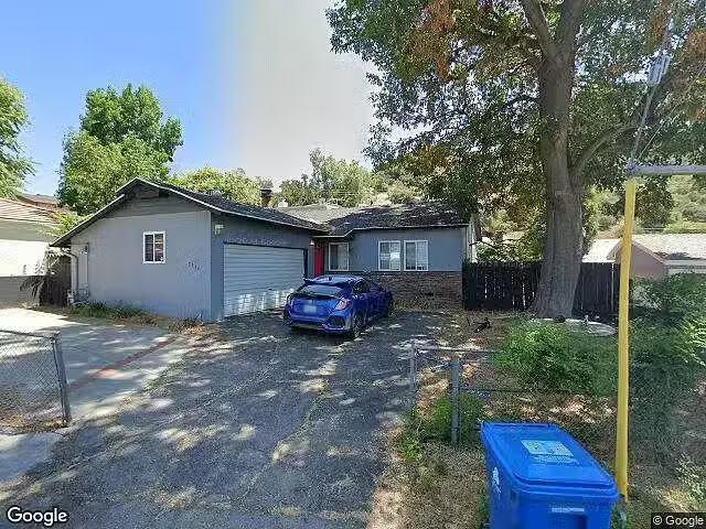 Thousand Oaks, TUJUNGA, CA 91042