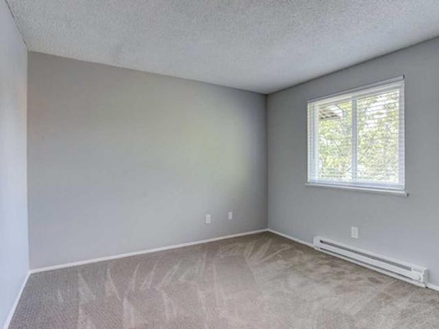 Thomasville Apartments 45 122N 3 Bedroom Apartment for Rent at 14302 Se Division St, Portland, OR 97236 Centennial