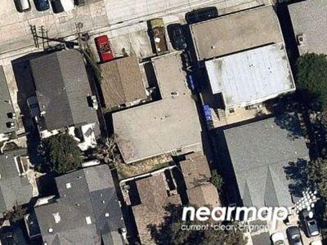 Thomas Ave
