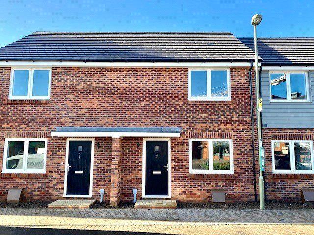 Thomas Hunt Row, Abbotswood Common Road, Romsey, Hampshire SO51, 2 bed terraced house to rent, £1,400 pcm | PrimeLocation