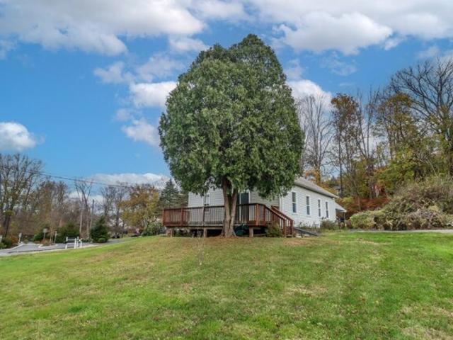 Thomas Ln, New Milford, Home For Sale