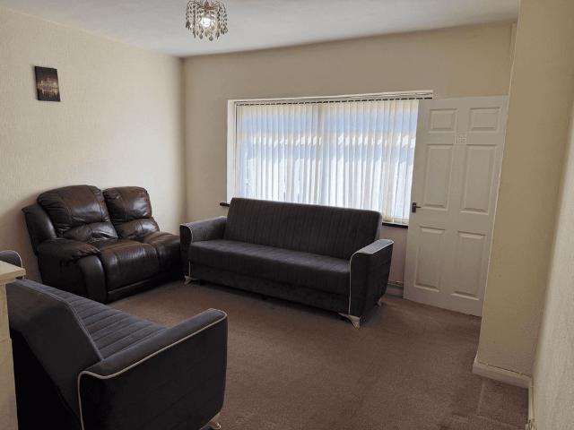 Thomas Lane Street, Coventry, CV6