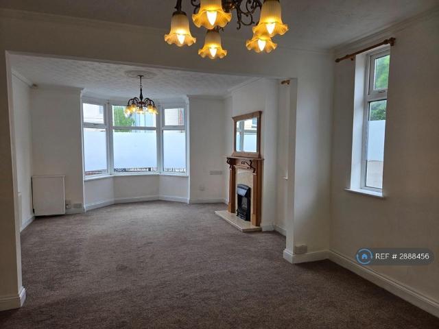 Thomas St, Wellingborough, NN8 3 bed end of terrace house to rent £1,475 pcm £340 pw