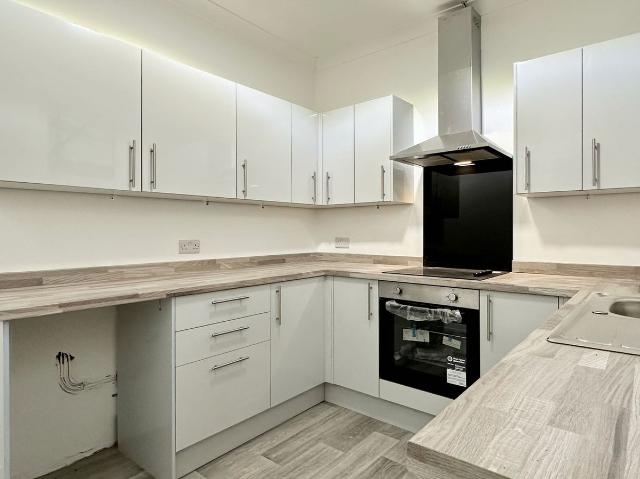 Thomas Street, Neath SA11, 2 bed terraced house to rent, £900 pcm | PrimeLocation