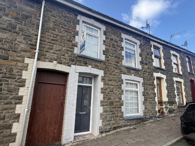 Thomas Street, Tonypandy, Rhondda Cynon Taff CF40, 3 bed terraced house to rent, £825 pcm | PrimeLocation