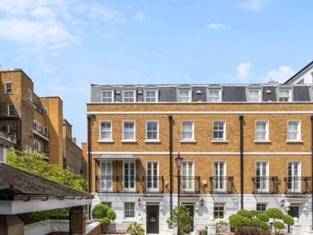 Thomas Place, Kensington Green, 4 Bedroom House
