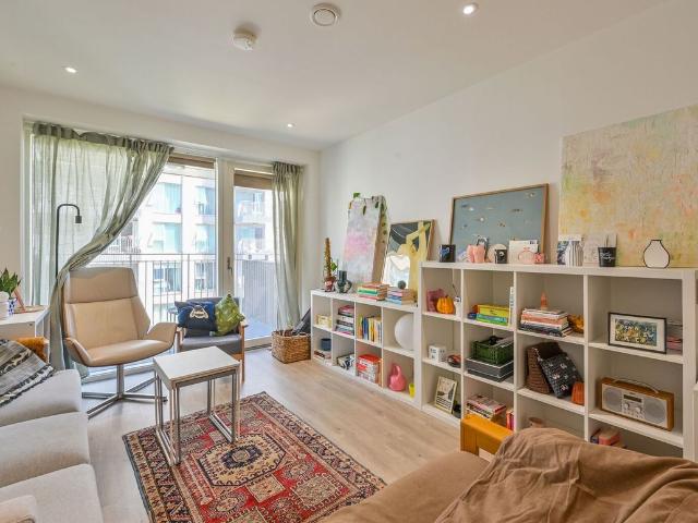 Thomas Road, Limehouse, London E14, 1 bed flat to rent, £2,000 pcm | PrimeLocation