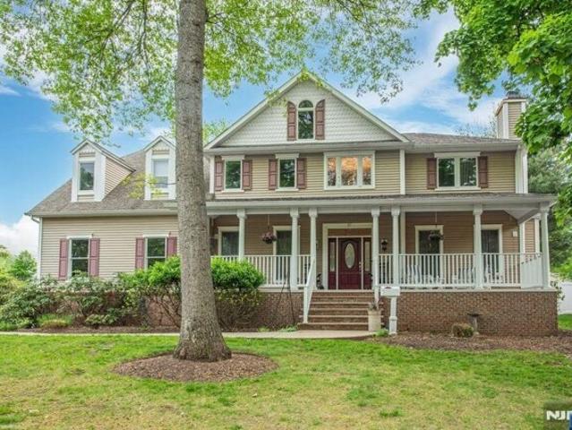 Thomas Ter, Wayne, Home For Sale