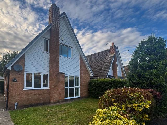 Thompson Avenue, Culcheth, Warrington, Cheshire WA3, 3 bed detached house to rent, £1,250 pcm | PrimeLocation