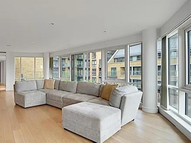 Thompson Cavendish, Kew Bridge Road, Strand on the Green, London, TW8 0EB, United Kingdom | 3 bed apartment for rent #115644229 | Rentberry