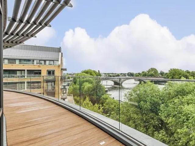 Thompson Cavendish, Kew Bridge Road, Strand on the Green, London, TW8 0EB, United Kingdom | 3 bed apartment for rent #138313284 | Rentberry