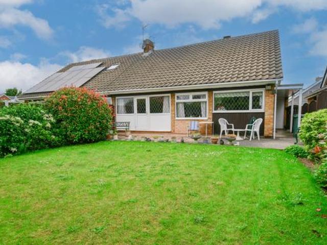 Thompson Drive, Hatfield, 3 Bedroom Semi detached