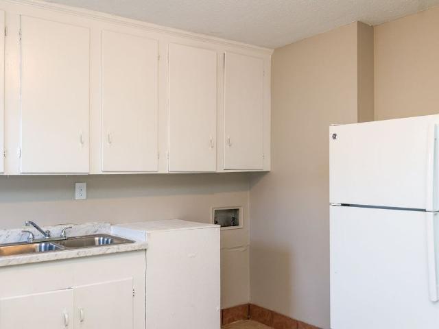 Thompson Place Townhomes 3 Bedroom Apartment for Rent at 322 Clarence St, Charlotte, NC 28216 Thomasboro Hoskins