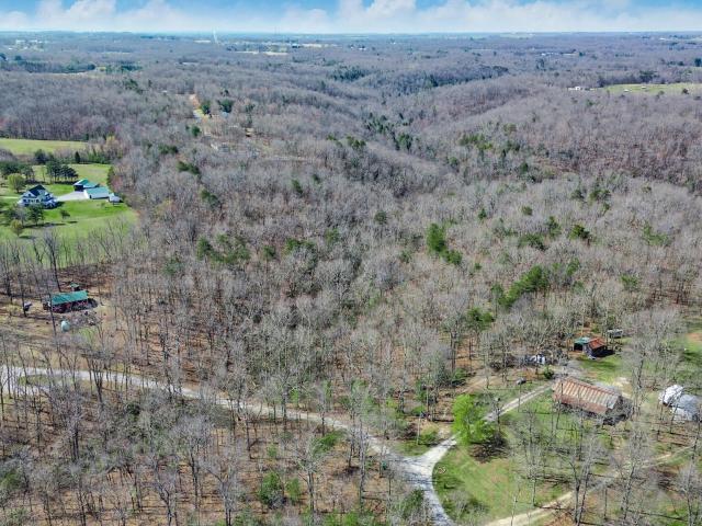 Thompson Rd, Crossville, TN 38571