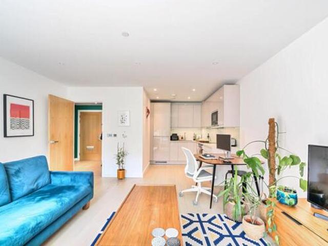 Thonrey Close, Colindale Gardens, 1 Bedroom Apartment