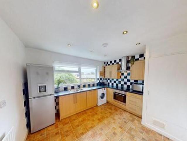 Thoresby Court, Nottingham, 2 Bedroom Flat