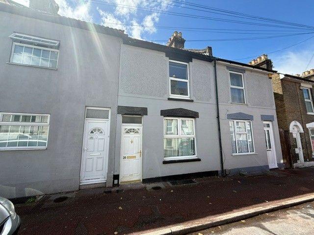 Thorold Road, Chatham ME5, 2 bed property to rent, £1,150 pcm | PrimeLocation