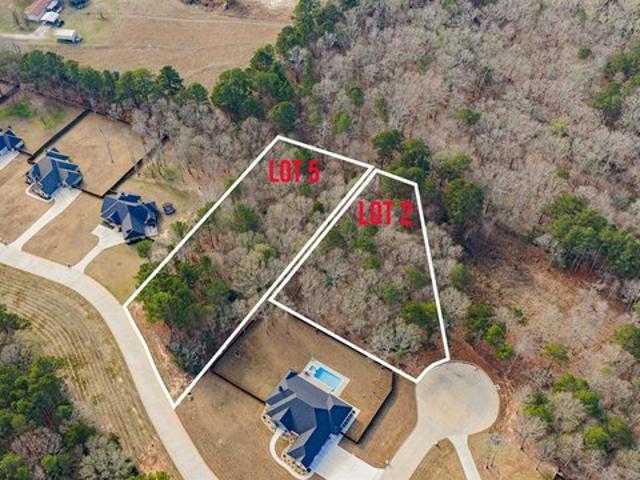 Thorn Briar Trl, Longview, TX 75605