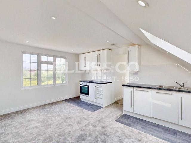 Thorn Close, Northolt UB5, 1 bed flat to rent, £1,395 pcm | PrimeLocation