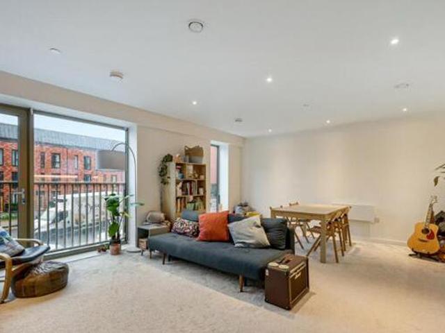 thorn Street, Salford, 3 Bedroom House