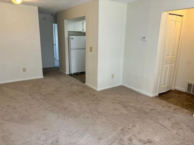 Thornapple Apartments 1 Bedroom Apartment for Rent at 6225 Lincolnshire Ct Se, Grand Rapids, MI 49546