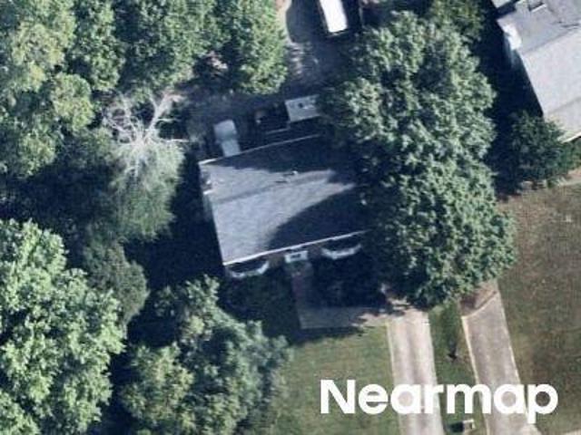 Thornbush Ct