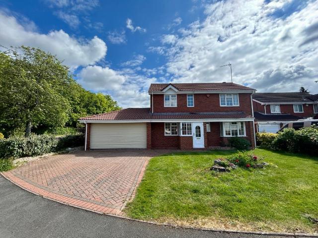 Thornbury Lane, Redditch, Worcestershire B98, 4 bed detached house to rent, £1,700 pcm | PrimeLocation