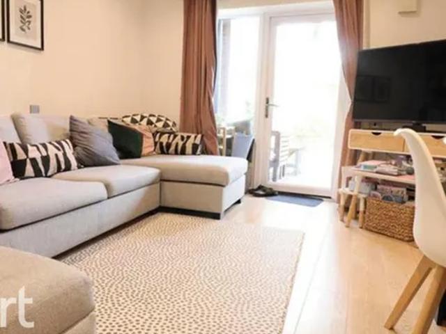 Thornbury Way, Higham Hill, London, E17 5FU, United Kingdom | 2 bed house for rent #136034706 | Rentberry
