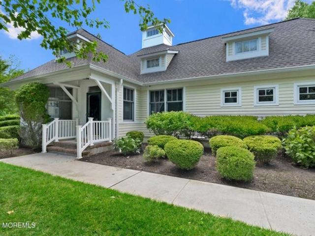 Thornbrooke Dr, Shrewsbury, Condo For Sale