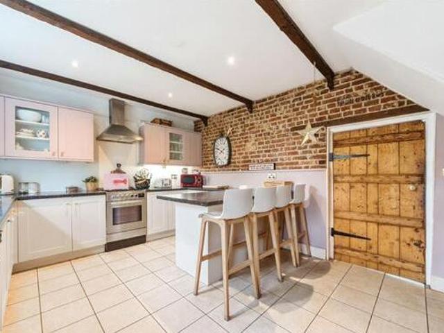 Thorney Mill Road, Iver, 3 Bedroom Terraced