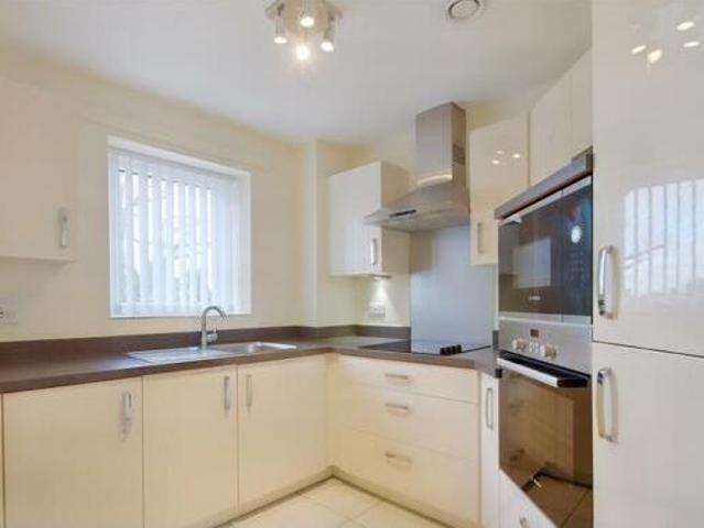Thorneycroft, Wood Road, 2 Bedroom Apartment