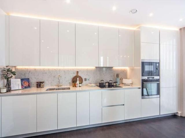 Thornes House, Nine Elms, London, SW11