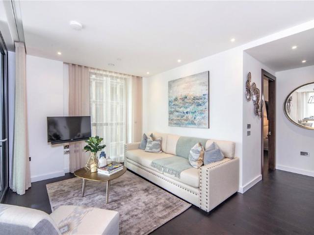 Thornes house, Nine Elms SW11 2 bed apartment to rent £4,268 pcm £985 pw
