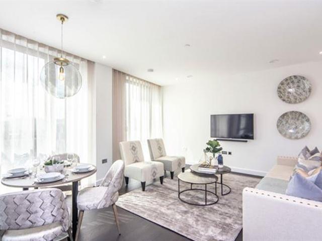THORNES HOUSE, CHARLES CLOWES WALK. 2 bed flat to rent £4,637 pcm £1,070 pw