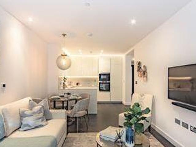 Thornes House, Charles Clowes Walk, 2 Bedroom Flat