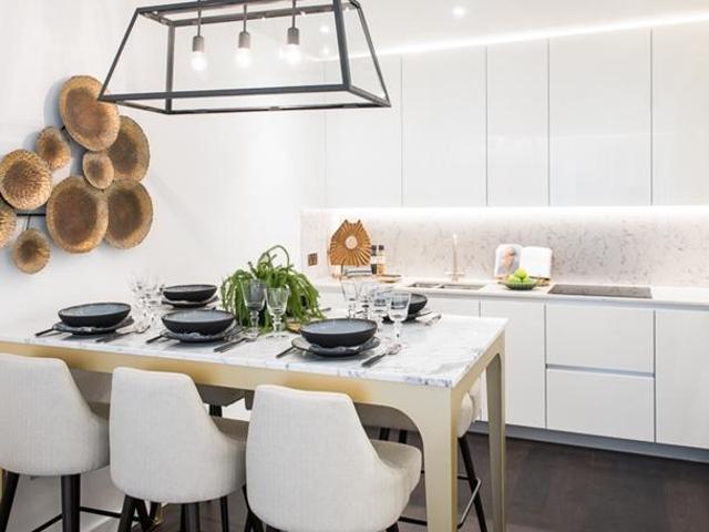 Thornes House SW11 2 bed flat to rent £5,352 pcm £1,235 pw