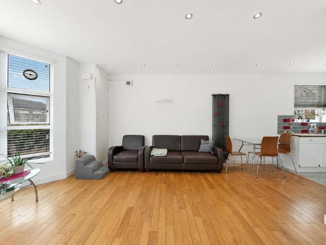 Thornfield Road, Shepherds Bush, W12, London