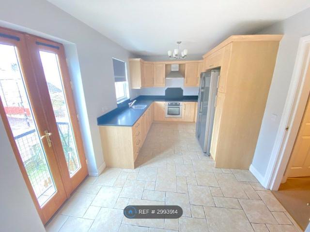 Thorngate Place, Barnard Castle DL12, 5 bed terraced house to rent, £1,250 pcm | PrimeLocation