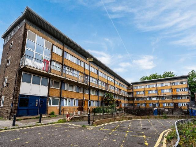 Thornham Street, Greenwich, London SE10, 3 bed flat to rent, £2,701 pcm | PrimeLocation