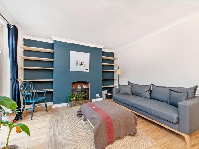 Thornhill Crescent, Islington N1, 1 bed flat to rent, £3,000 pcm | PrimeLocation