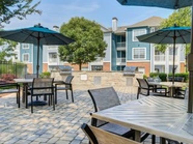 Thornhill Apartments