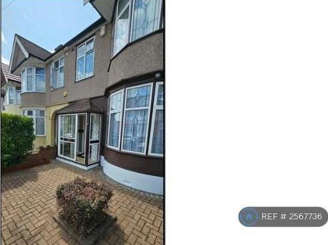 Thornhill Gardens, Barking, 3 Bedroom Terraced