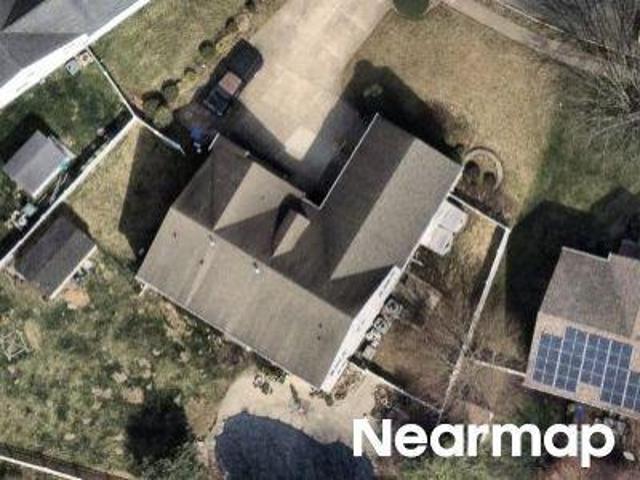 Thornhill Dr