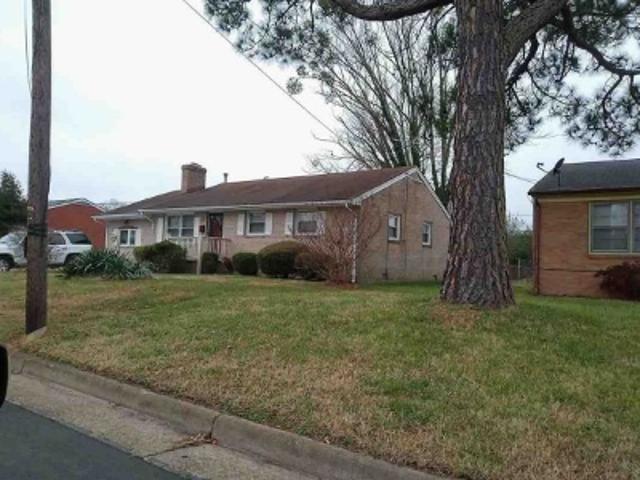 Thornhill Dr