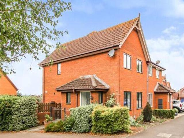 Thornhill Drive, Swindon, 3 Bedroom Semi detached