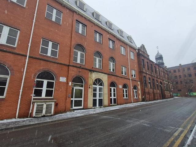 Thornhill Street, Wakefield WF1, 1 bed flat to rent, £725 pcm | PrimeLocation
