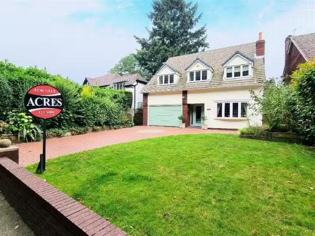 Thornhill Road, Streetly, Sutton. 4 bed detached house for sal.