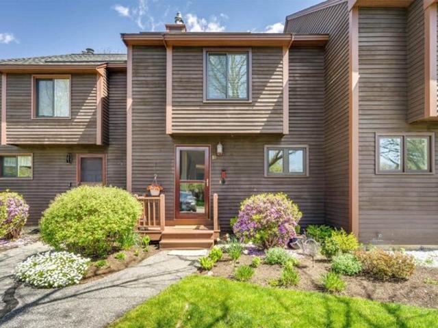 Thornhill Rd, Stratham, Home For Sale