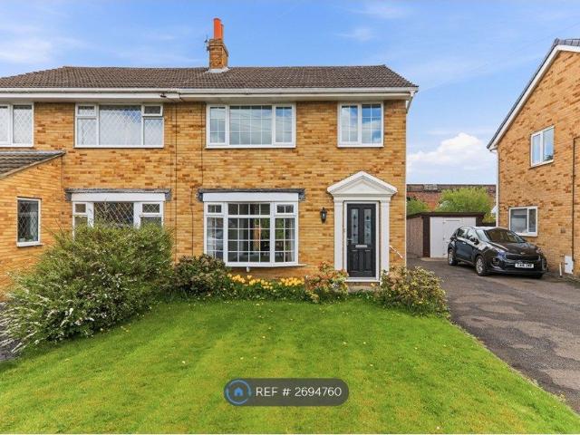 Thornleigh Avenue, Wakefield WF2, 3 bed semi detached house to rent, £1,500 pcm | PrimeLocation