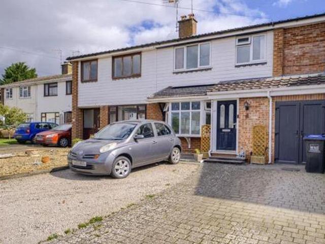 Thornley Close, Radford Semele, 4 Bedroom Semi detached